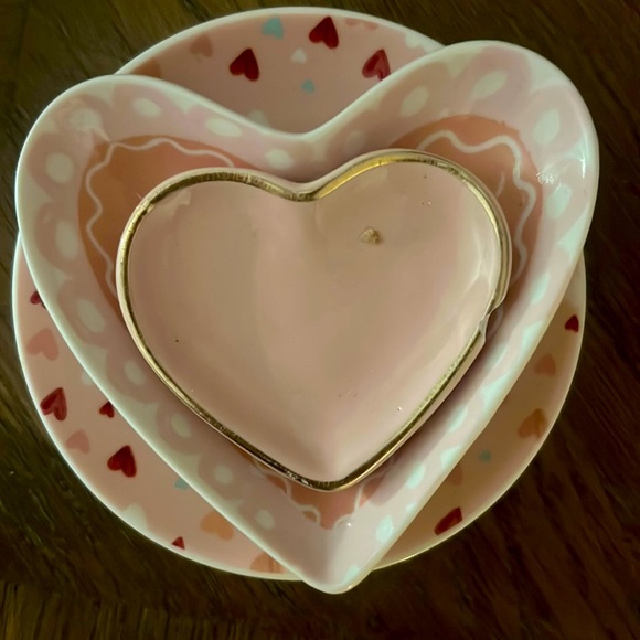 Other | Heartshaped Round Shaped Small Dishes To Candles One Large One ...